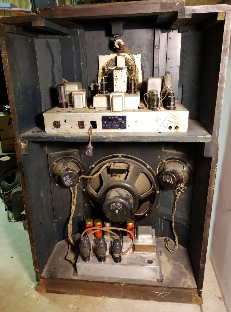 The 1937 Sparton Triolian model 1867